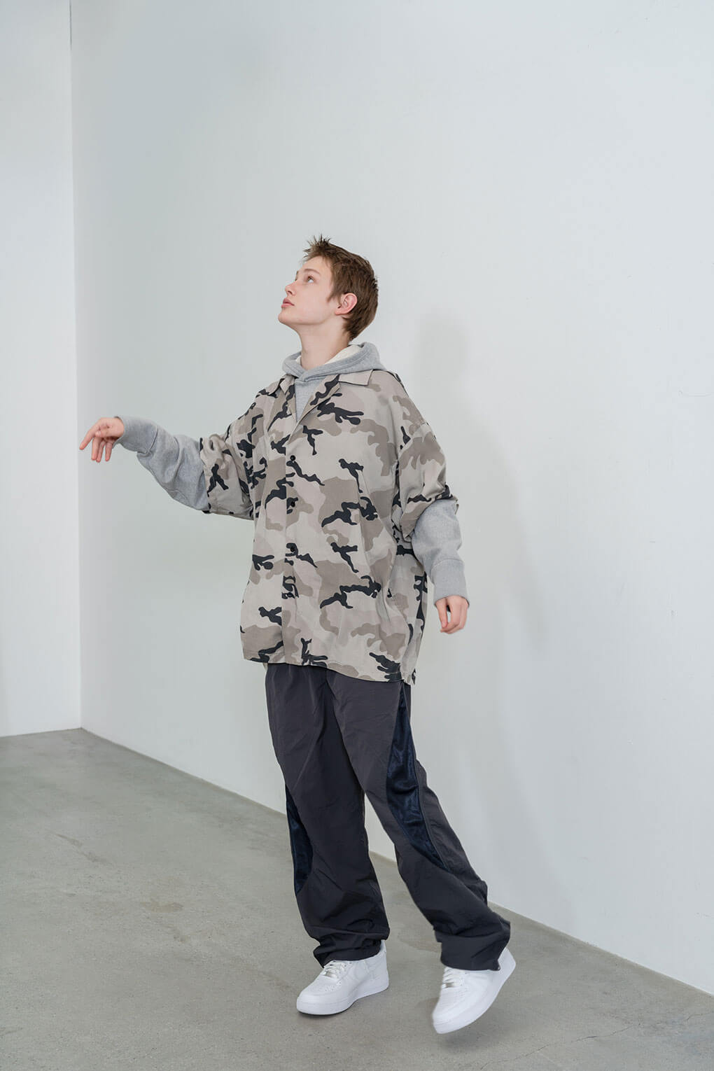 dDdDdDd（デー） + one off day | URBAN RESEARCH